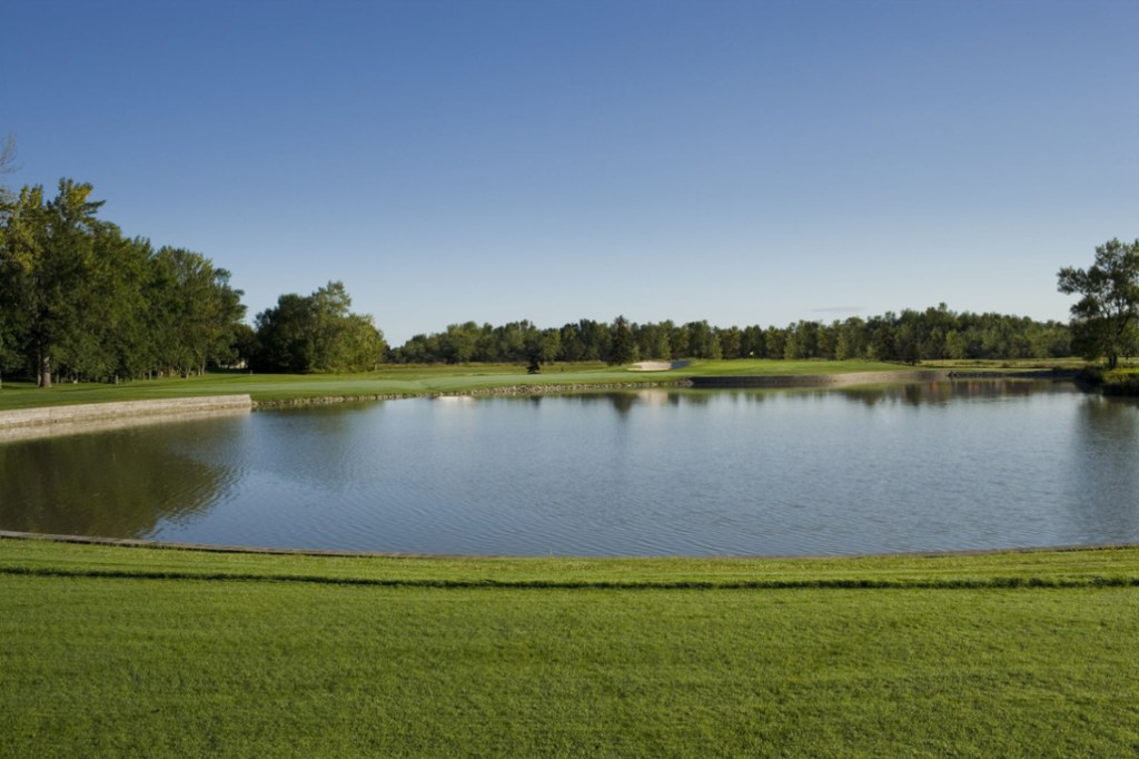 Golf Course - Glen Oak Golf Course